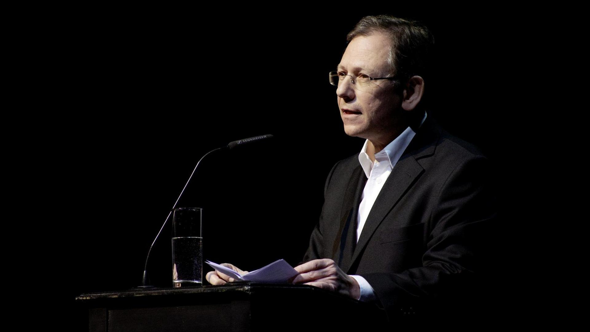 Österreichisches Polittheater - "Wir stehen vor einer Bedrohung der ...