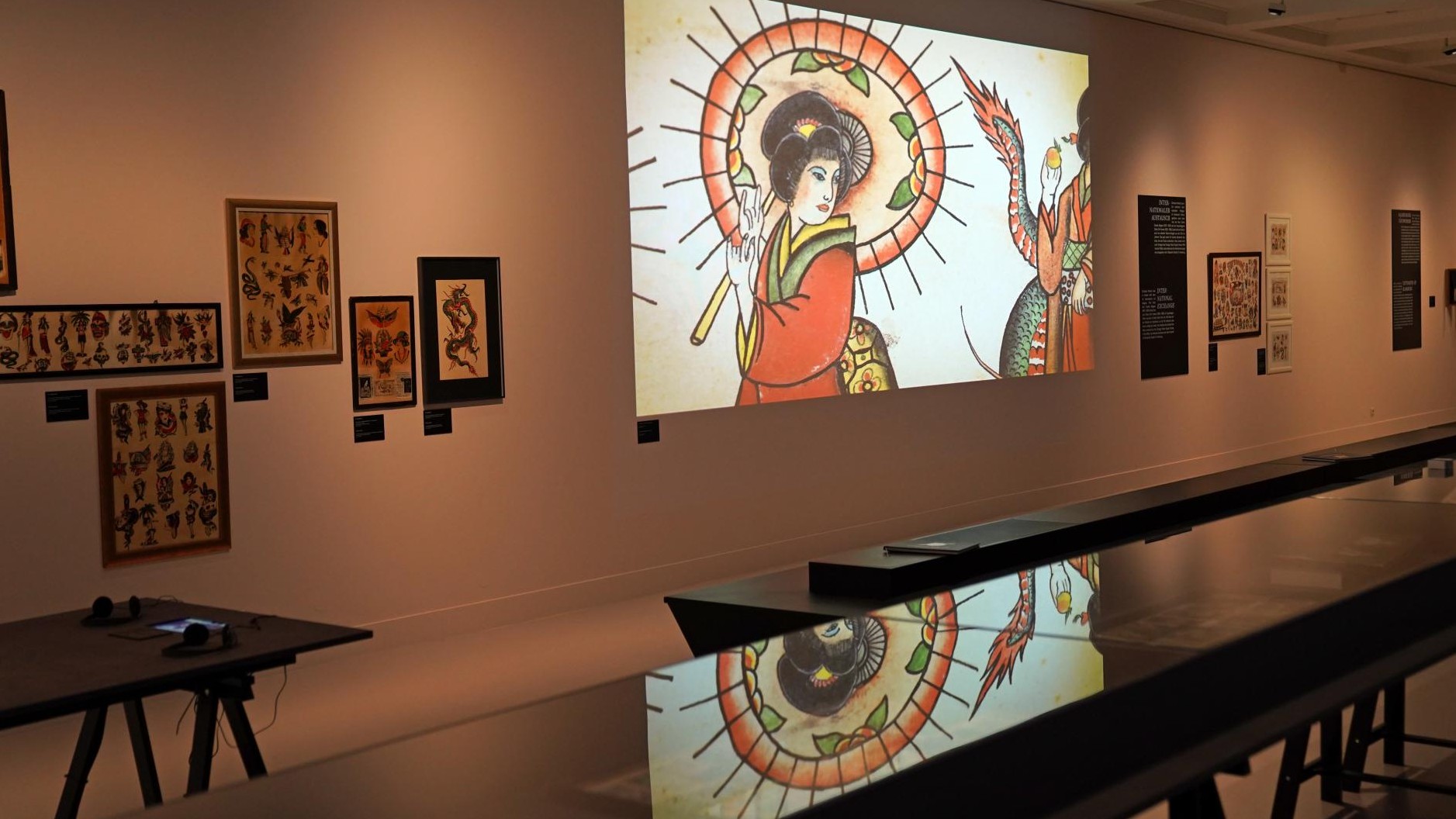 Ausstellung über Christian Warlich - Der Urvater der Tätowierer ...