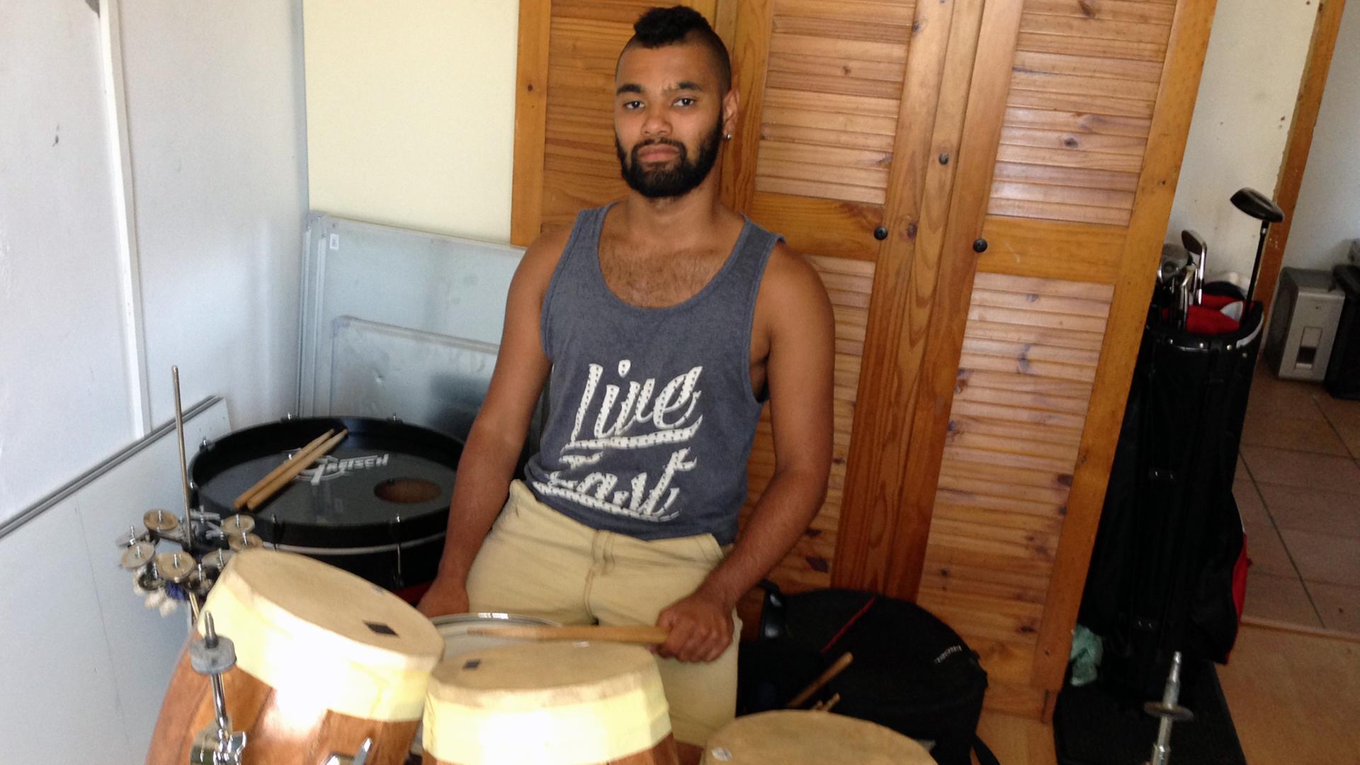 Jazzmusiker Claude Cozens aus Kapstadt - "Die Trommel ist für mich ein ...