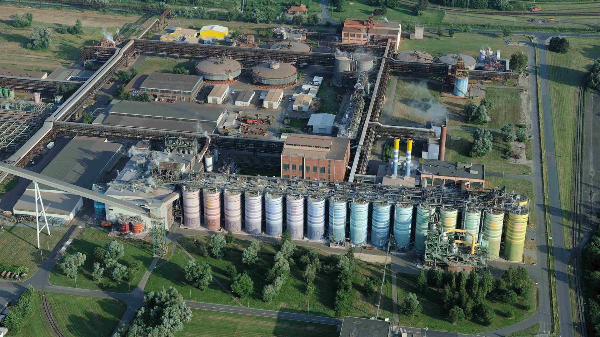 Heikle Rohstoffgewinnung - Der schwierige Weg zum Aluminium ...