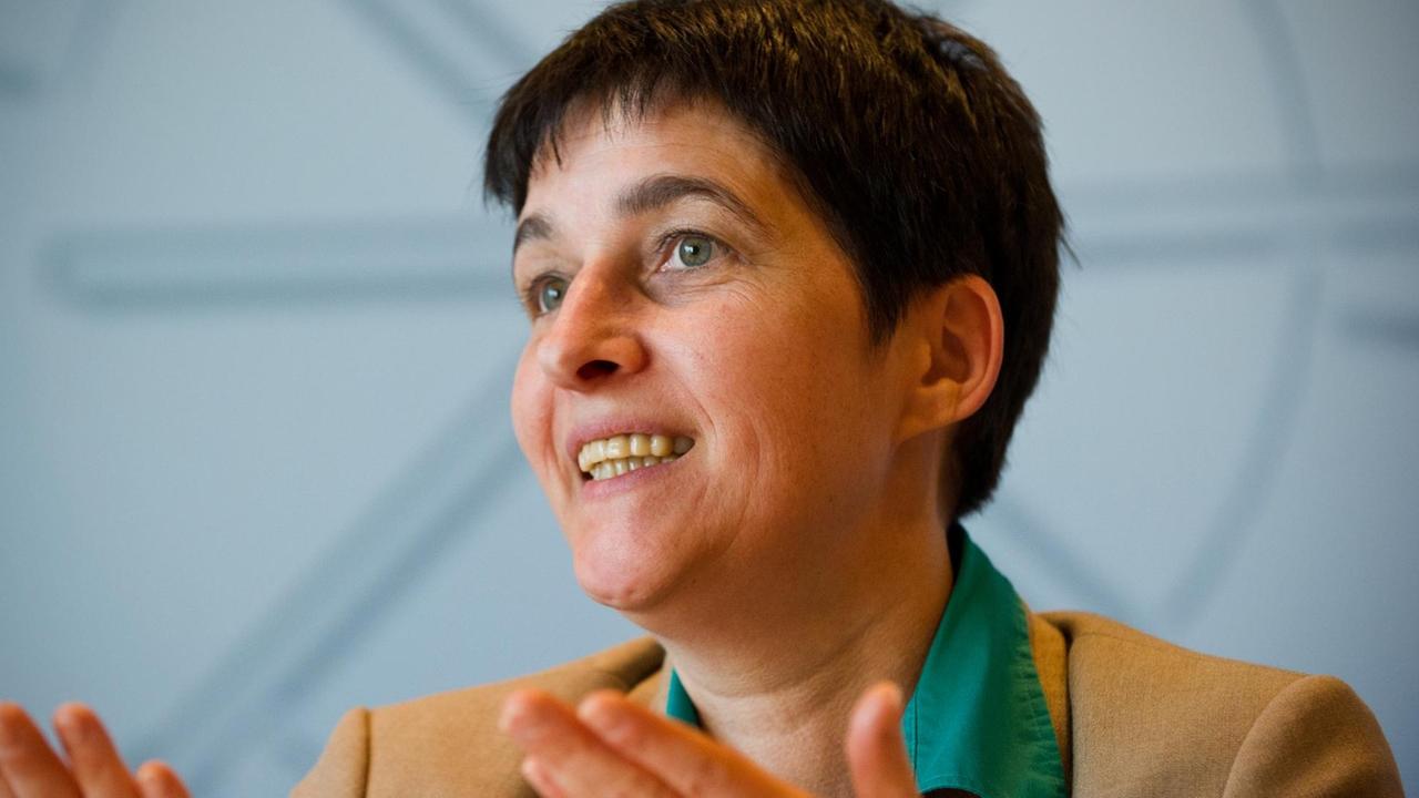 Themenreihe Mittelpunkt Mensch - Barbara Steffens Vision vom Alter ...