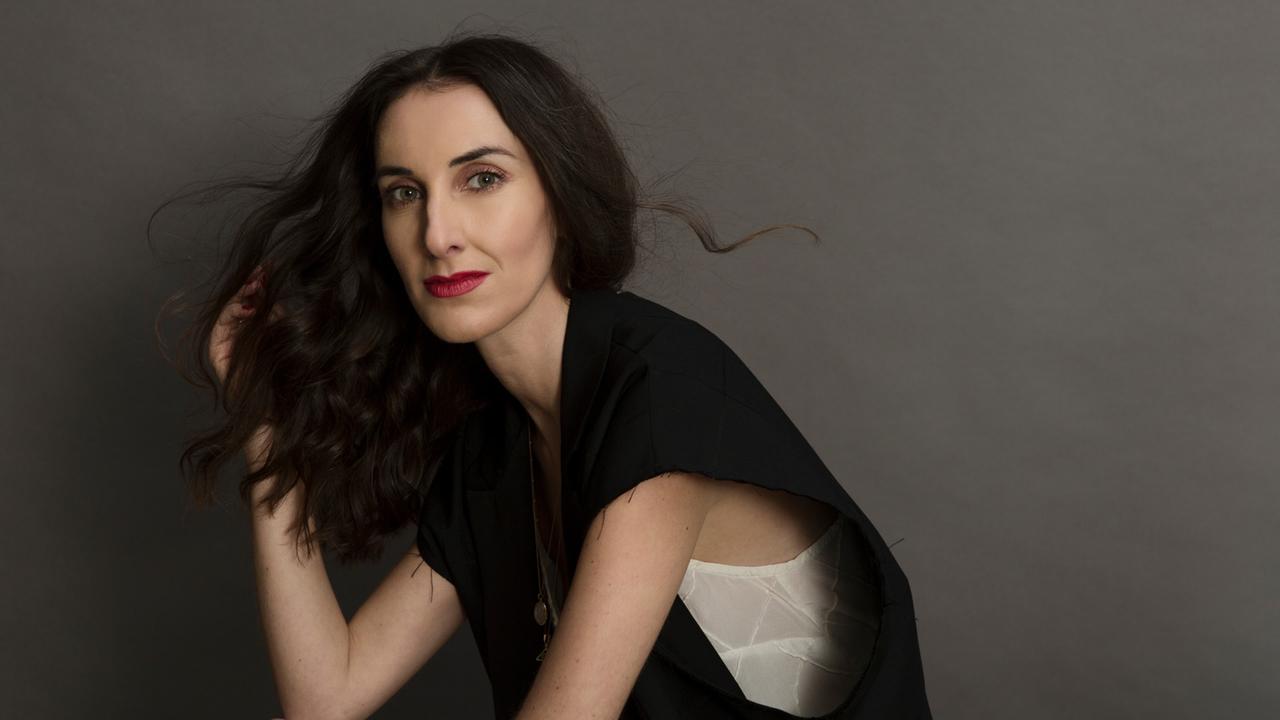 Autorin Mirna Funk - "Porsche fahren ist Feminismus ...