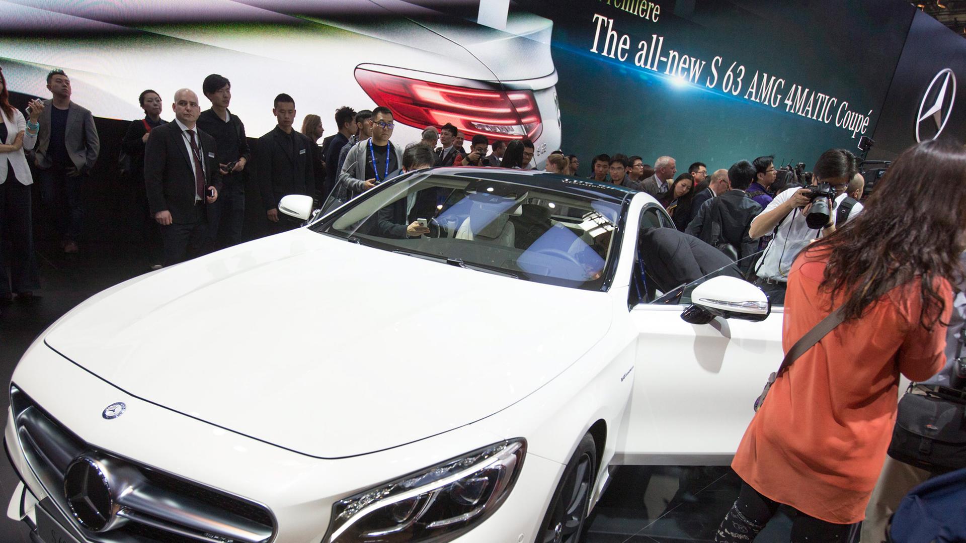 Daimler AG - Sparkurs und neue Modelle