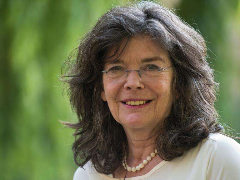 Miriam Gebhardt: "Unsere Nachkriegseltern" - Wie der Zweite Weltkrieg ...