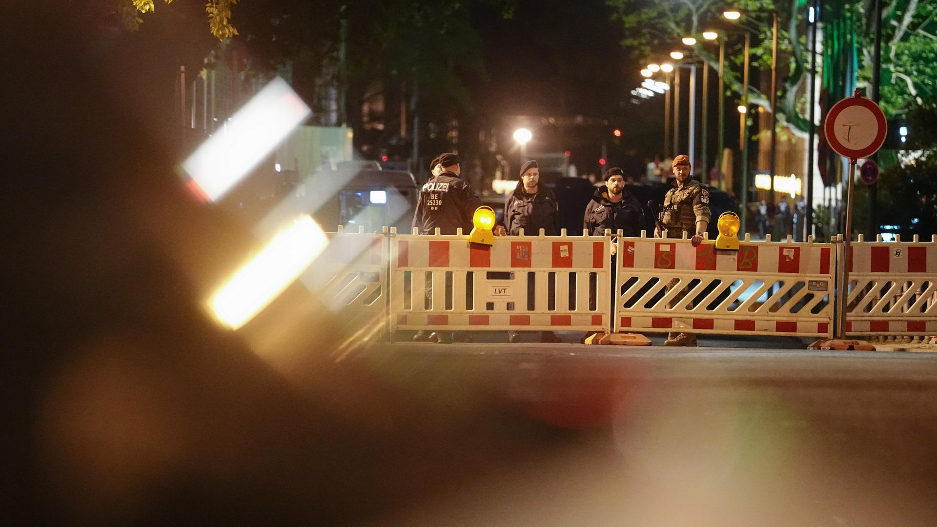 Deutschland-Besuch - Ukrainischer Präsident Selenskyj in Berlin eingetroffen