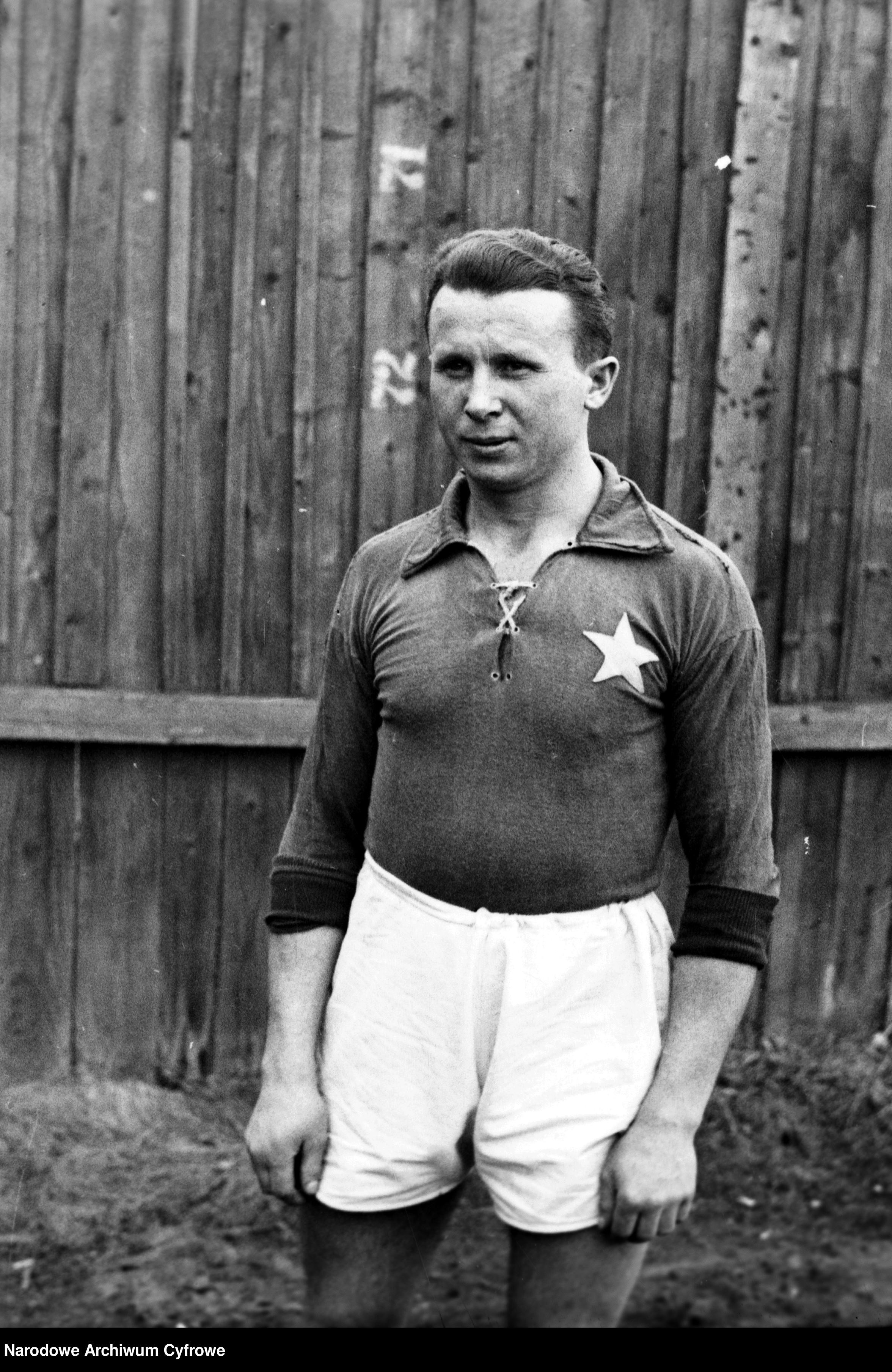 Holocaust-Gedenktag - Fußballer in Auschwitz | deutschlandfunk.de