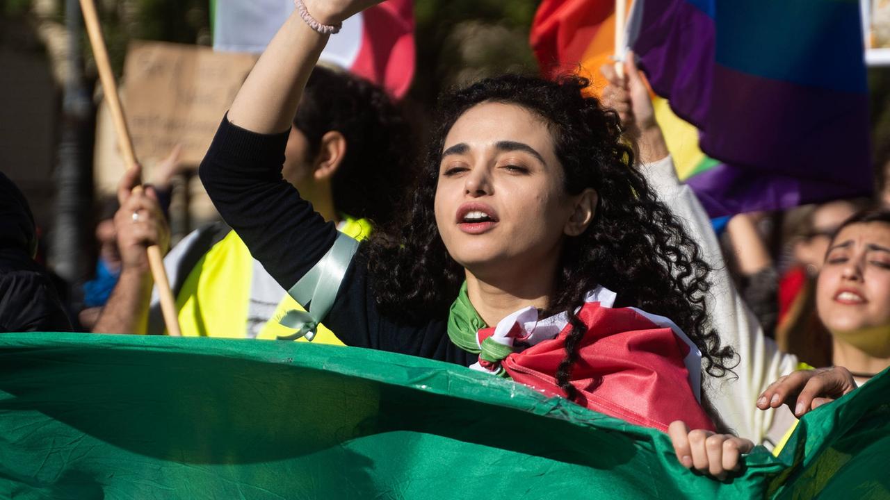 Proteste im Iran - Was Solidarität in Deutschland bewirken kann Proteste im Iran - Was Solidarität in Deutschland bewirken kann
