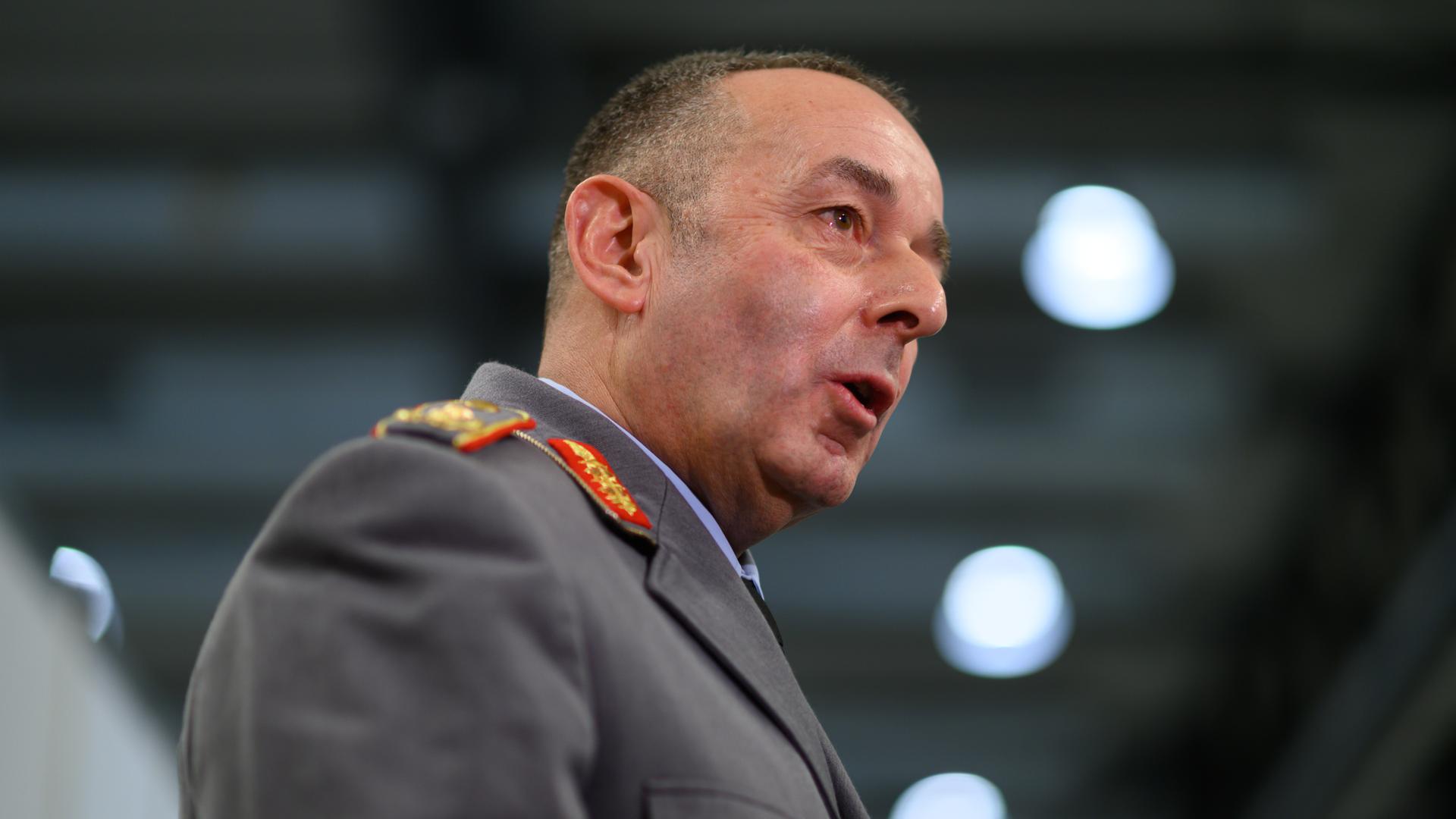 Generalinspekteur der Bundeswehr - "Müssen künftig ständig ...