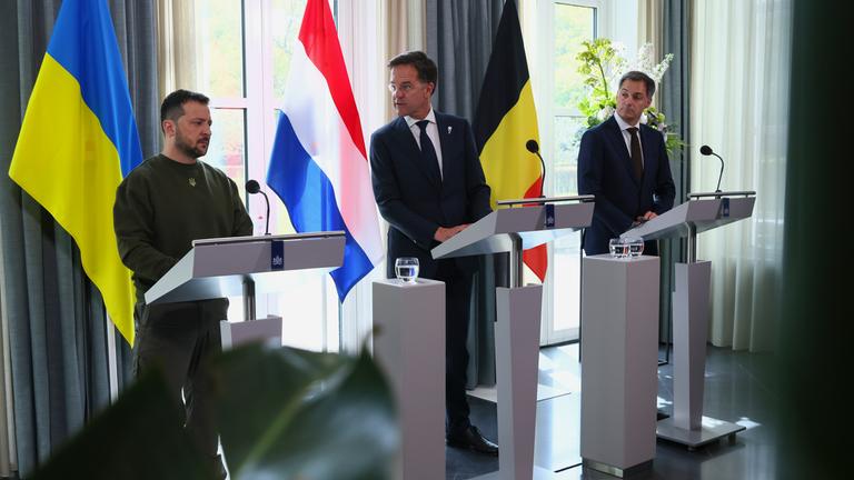 Besuch in den Niederlanden - Selenskyj: NATO-Beitritt während des Krieges unrealistisch