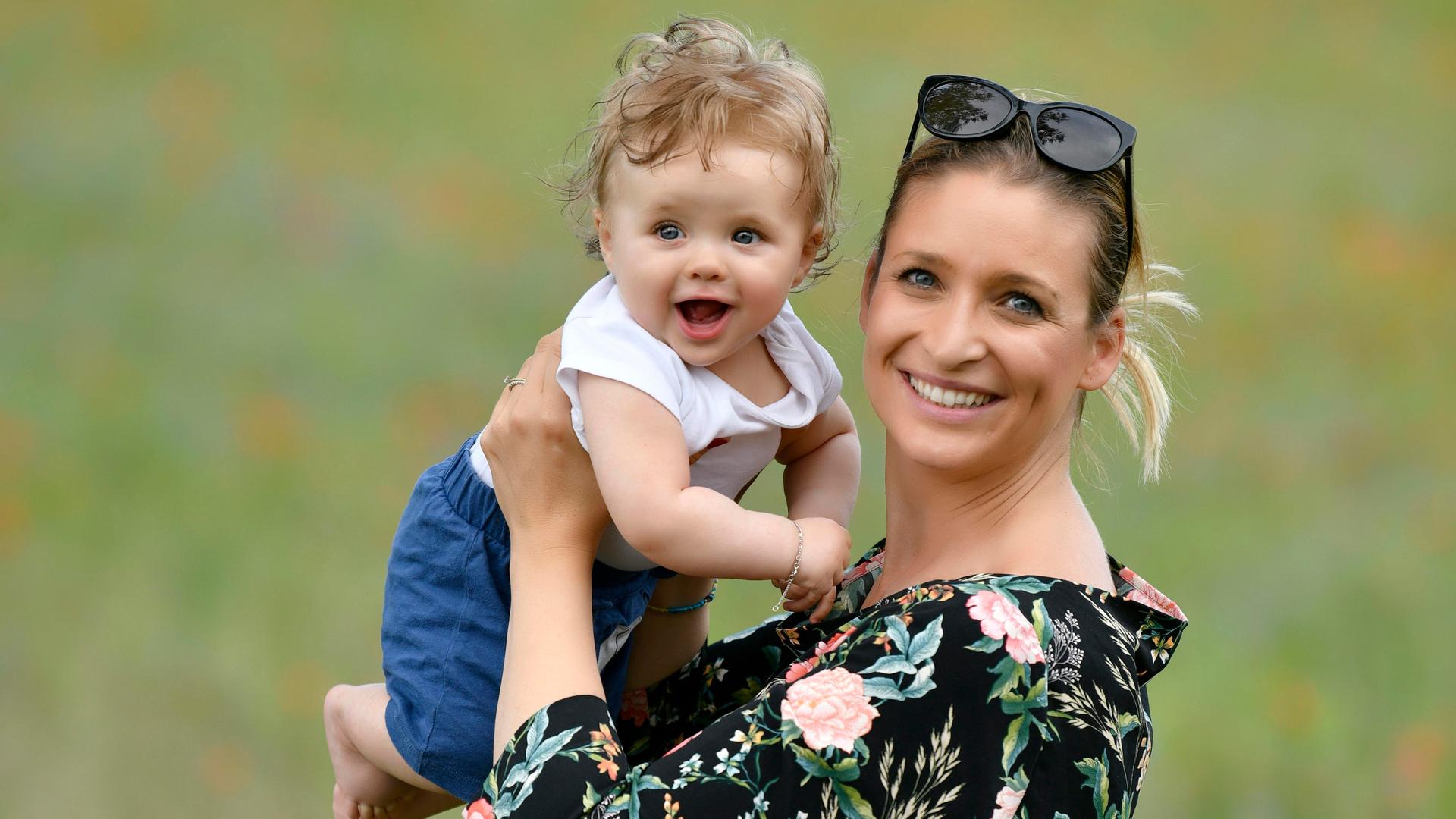 Rollenerwartungen - Das inszenierte Mutterglück | deutschlandfunkkultur.de